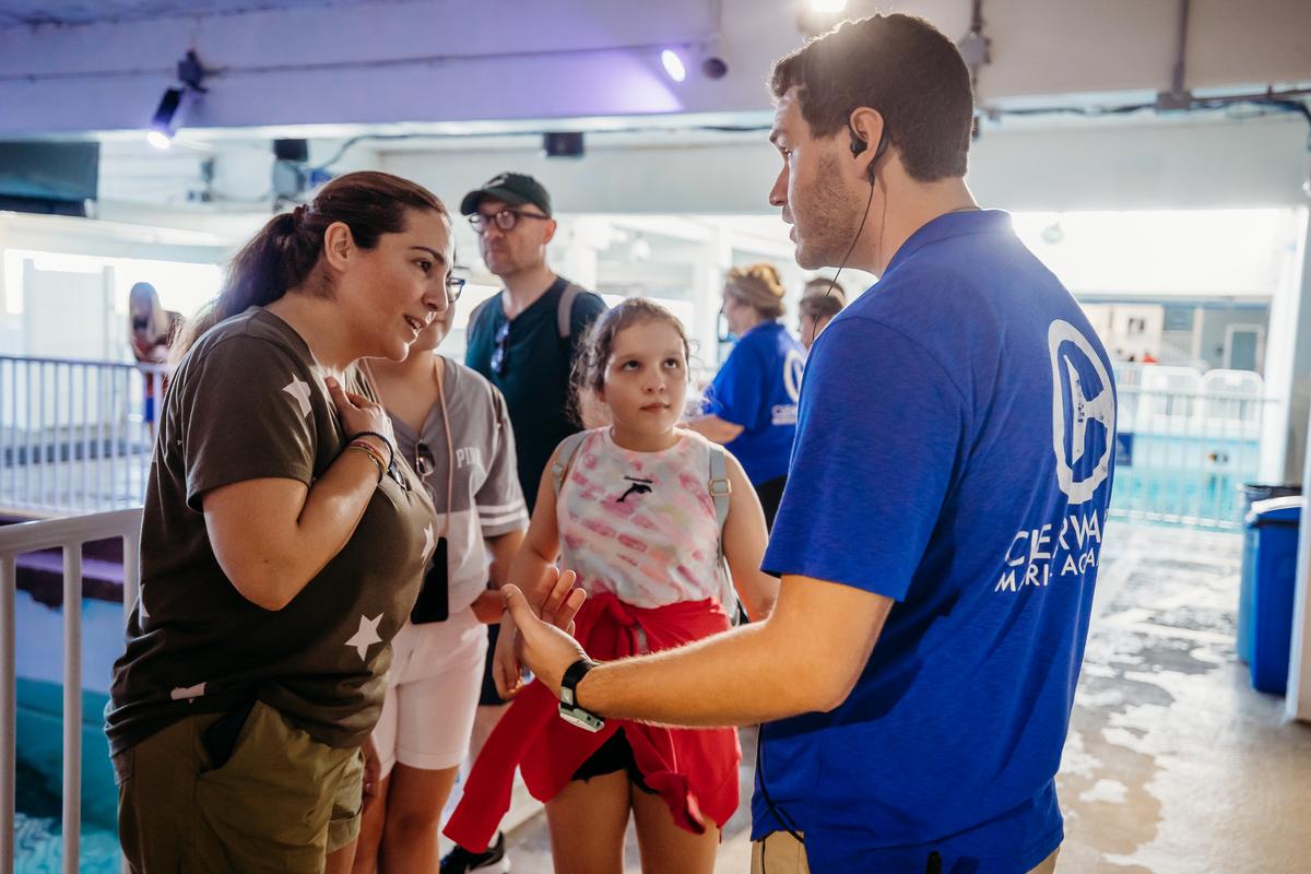 Boat Rides & Guided Tours - Clearwater Marine Aquarium